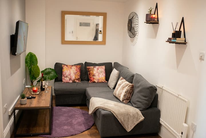 New Reno | Bright | Heart Of The City |Selfcheckin - St Albans, UK