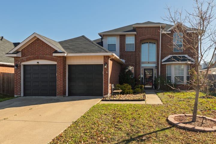 Game Day Stay | 6.6 Miles To At&t Stadium - Grand Prairie, TX