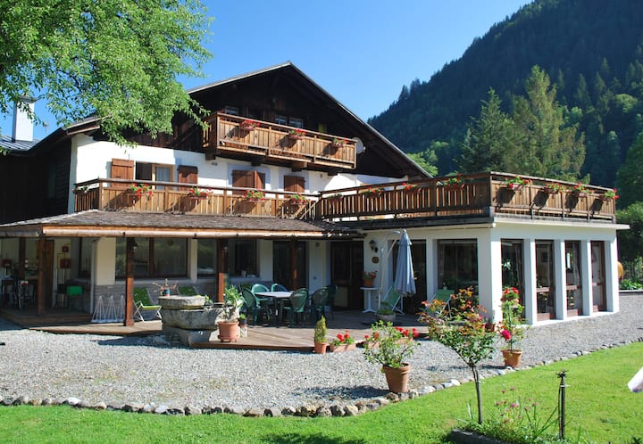 Chalet Aiglon Au Pied Du Mont-blanc - Haute-Savoie