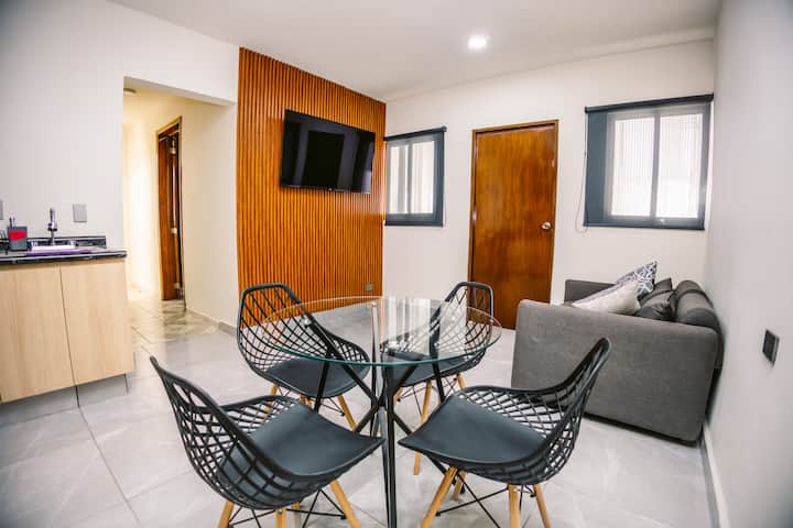 Departamento A Una Cuadra De Tercer Anillo - Aguascalientes