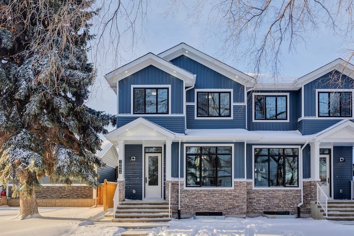 Spacious Basement Apartment - Edmonton