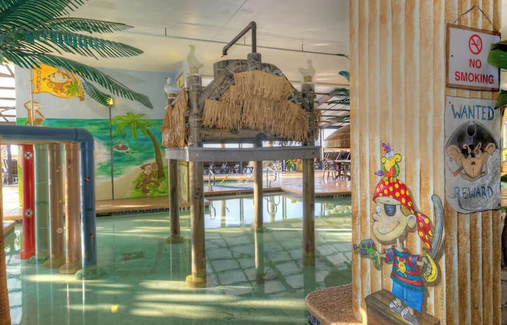3 Oceanfront Rooms On Myrtle Beach Boardwalk - Myrtle Beach, SC