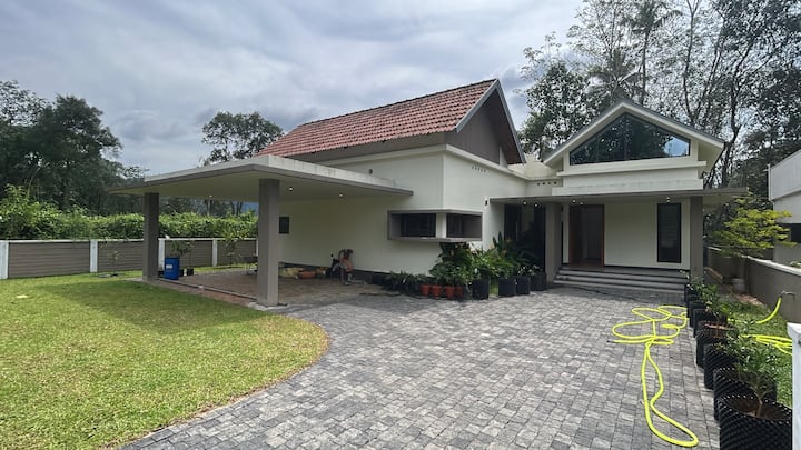 Etsa Pepper Paradise: 3br, 3 Toilet, Kitchen - Thodupuzha