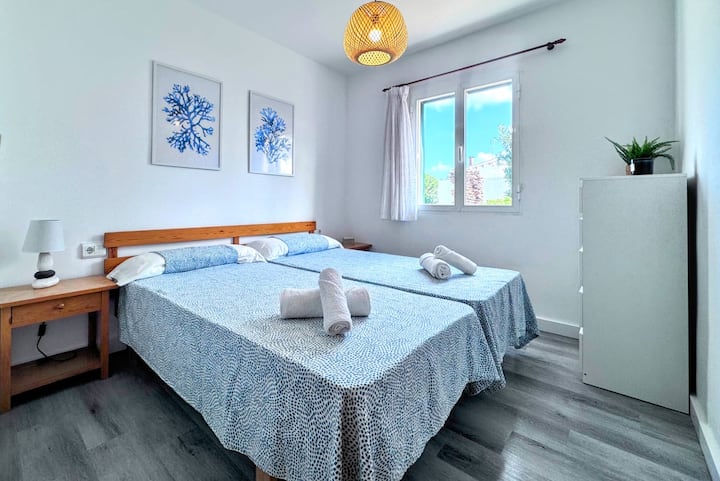 Refreshing Pool & Beach In Capsigrany - Menorca