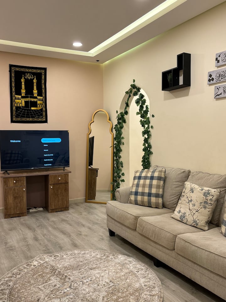 استمتع بإقامة استثنائية في شقة مصممة بعناية - Dammam