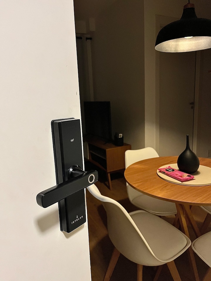 Apartamento De 2 Quartos Com Piscina E Ar No Rio - Rio de Janeiro