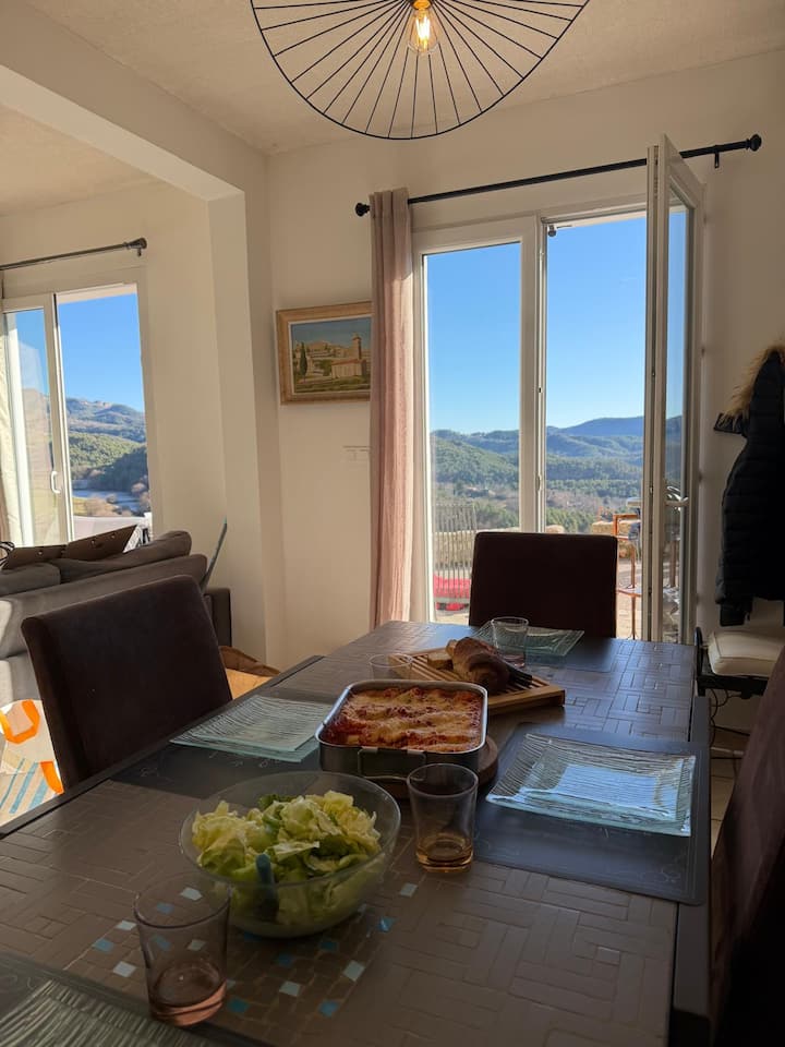 La Penne Dépaysement Assuré, 6 Couchages Possibles - Puget-Théniers