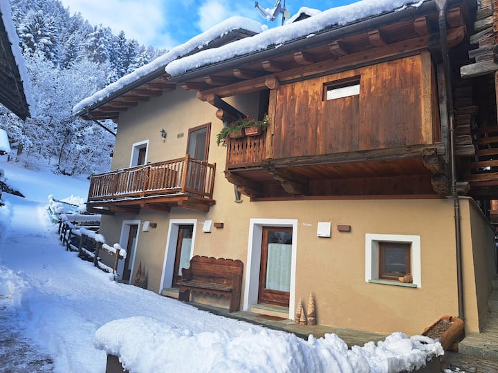 Monolocale Con Angolo Cottura - Piano Terra - Champoluc