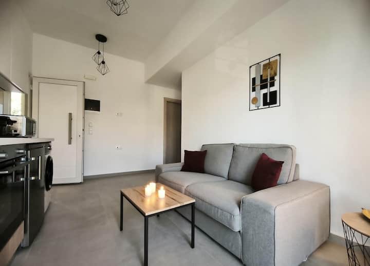 Apartment With Private Veranda & City View - Agios Nikolaos