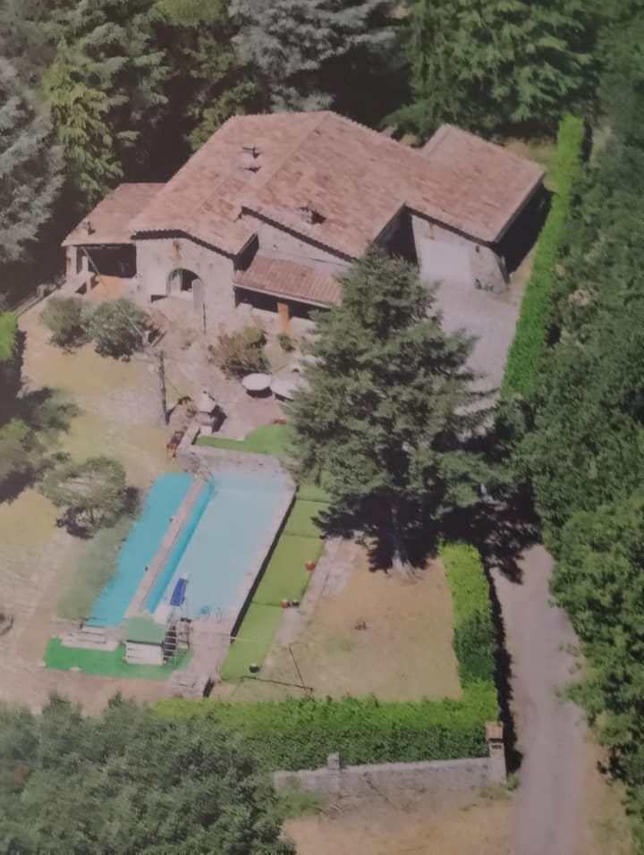 Joli Mas En Pierres Avec Sa Cabane Insolite - Anduze