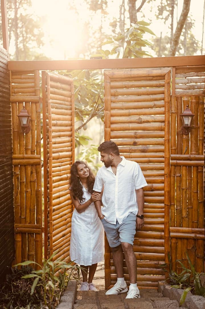 Carpa Lupa : 1 Waterfront Bamboo Cottage , Wayanad - Kerala