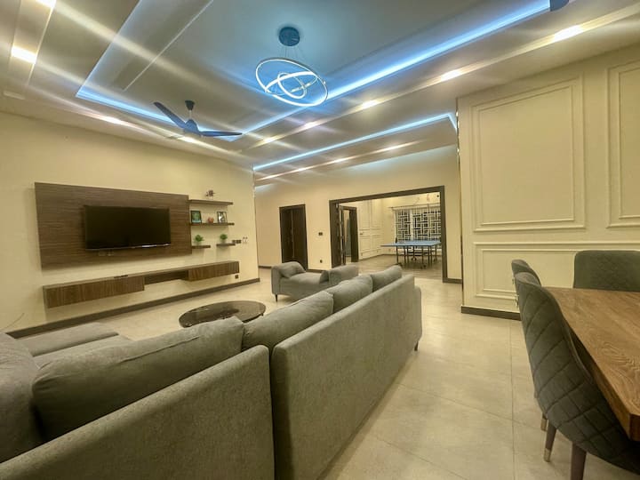 1 Kanal Portion |Pwd| 2 Min Walk To Market/mosque - Islamabad