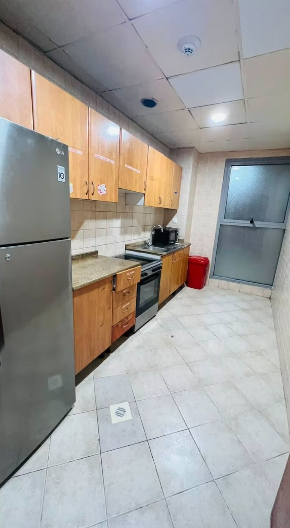 Habitación luminosa en Barsha Heights TECOM cerca del metro ICM ...