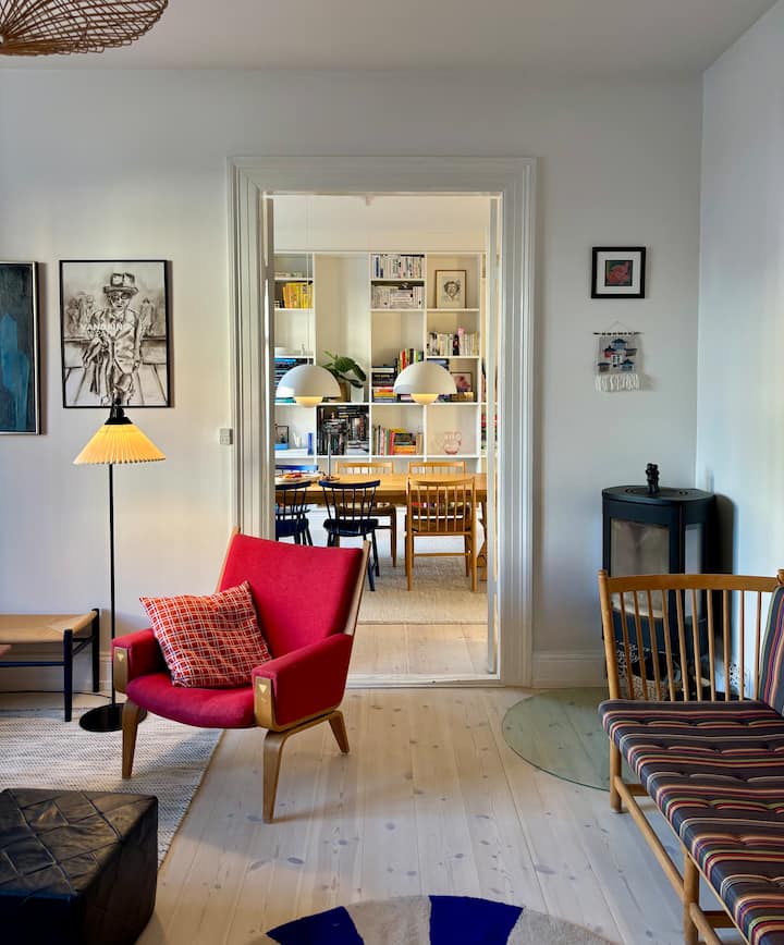 Lys Og Hyggelig Lejlighed I Hjertet Af Odense - Odense