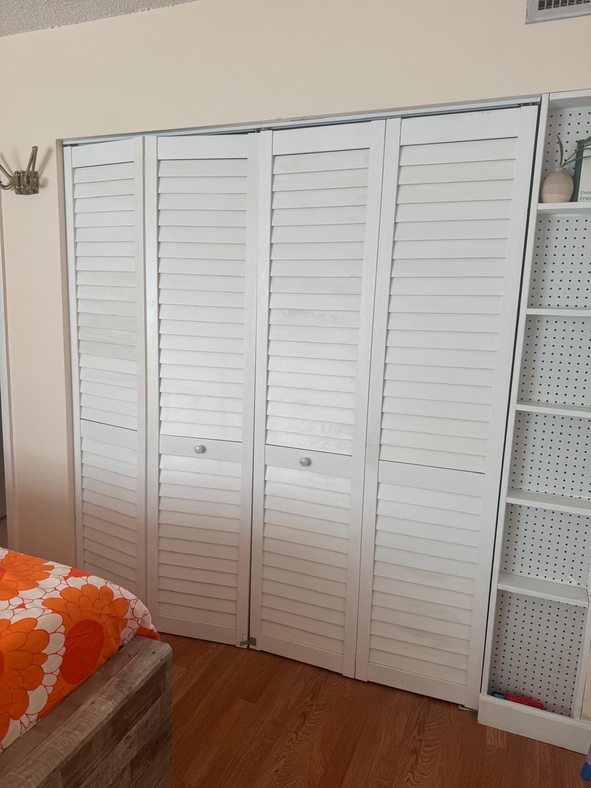 Private and Cozy Room with Private Bathroom - Apartments for Rent in ...