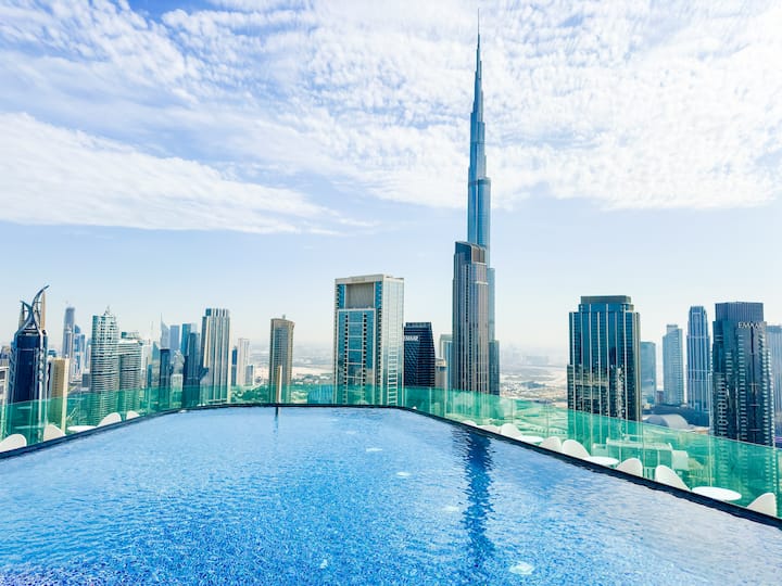 Paramount Twins| Group Stays| Burj + Infinity Pool - Dubai
