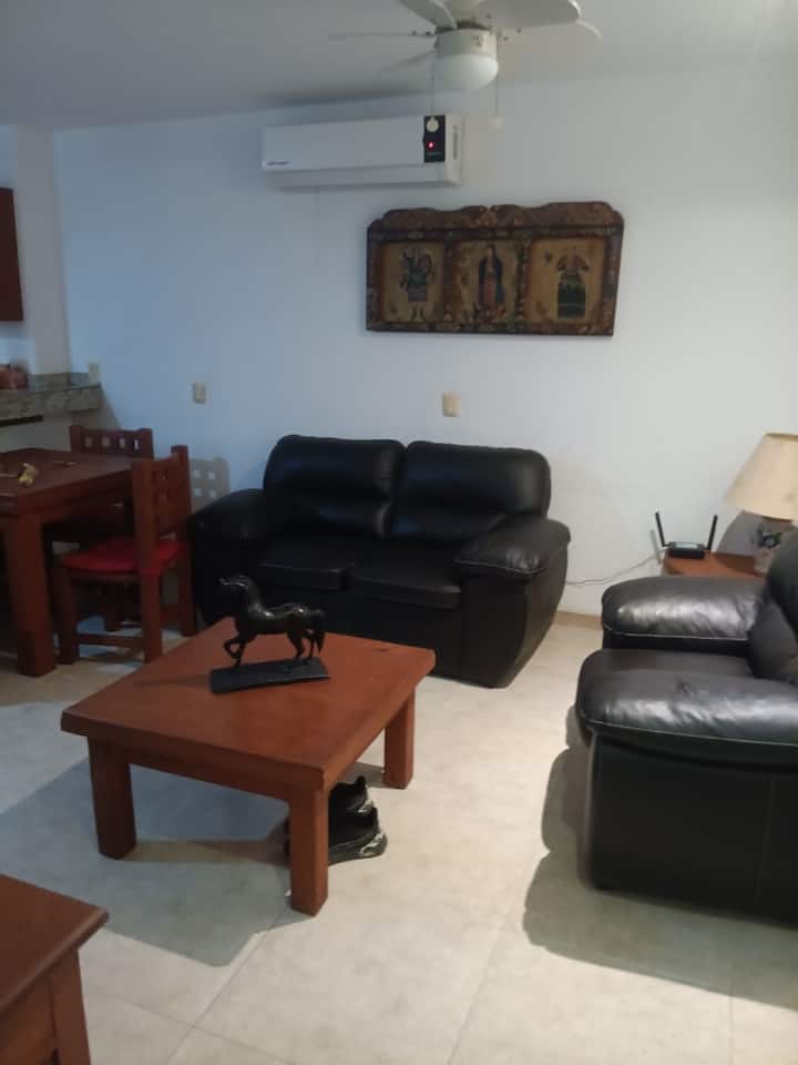 Los Mangos Apartment - Zihuatanejo
