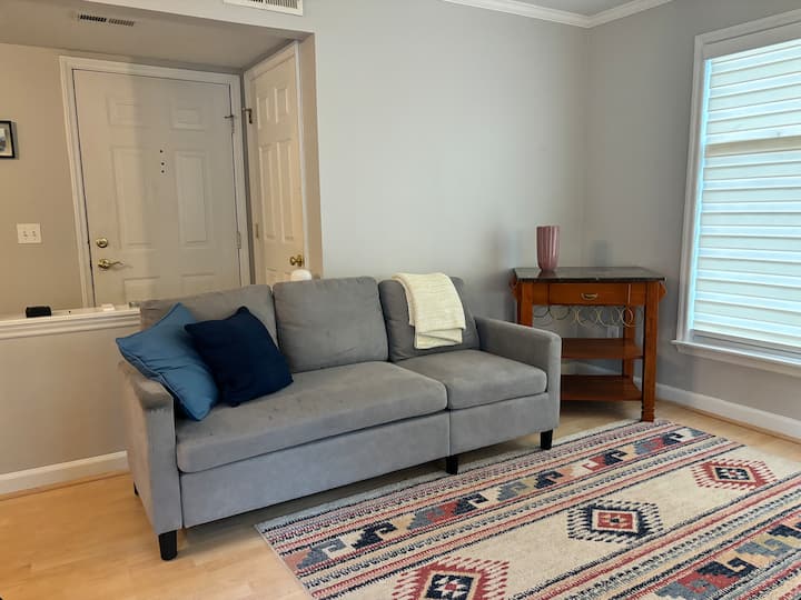 Cozy Condo In Downtown - Walkable Location - Estados Unidos