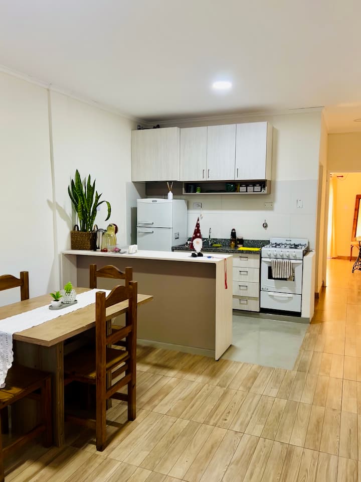 Depto. Completo Tranquilo Cómodo Y Bien Comunicado - Paraná (estado)