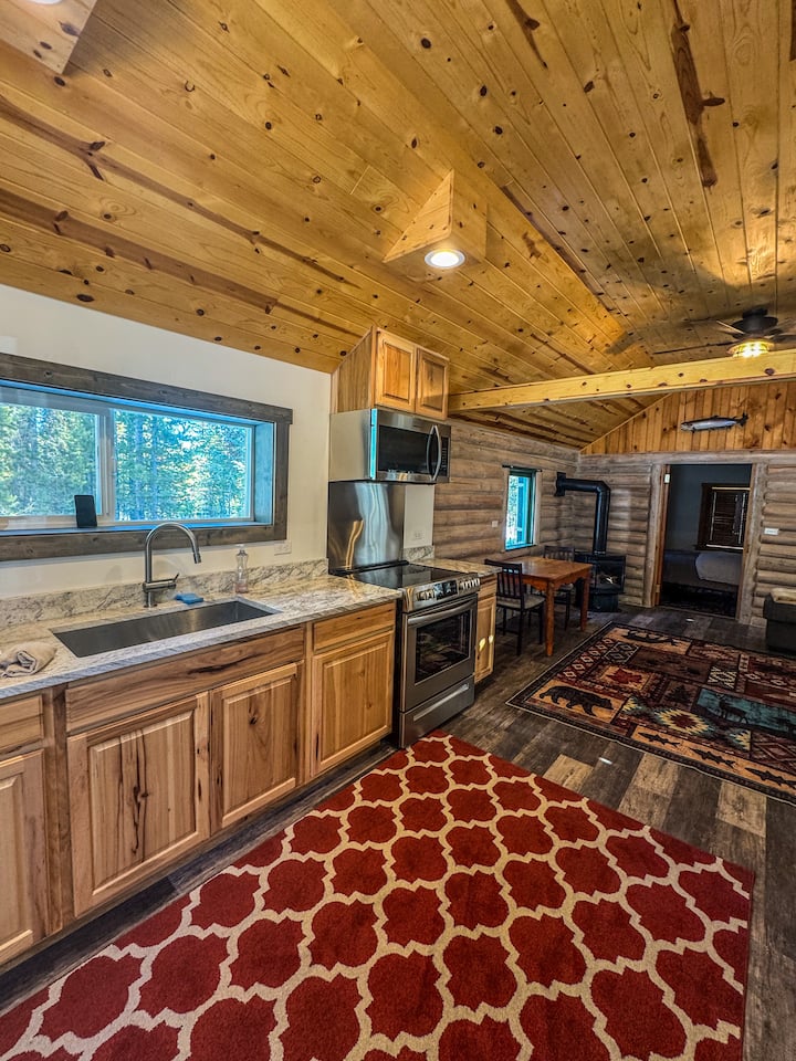 Cozy Cabin In The Sawtooth Mountains! - Stanley, ID