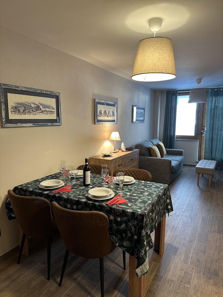 Wanda Escape Mountain Apartment In Breuil Cervinia - Zermatt