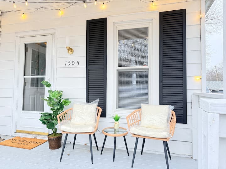 Capitol City Comfort | 3br Near Medical District - Springfield, IL