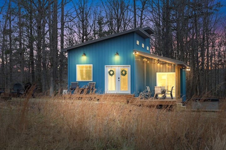 Honey Pine Cabin
Private Hot Tub + Fire Pit - Cloudland Canyon State Park, Rising Fawn