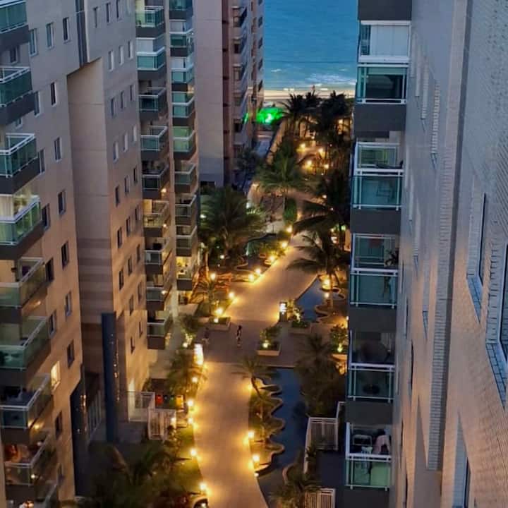 Apto Beira-mar Com 3 Quartos E 2 Vagas De Garagem - Maceió