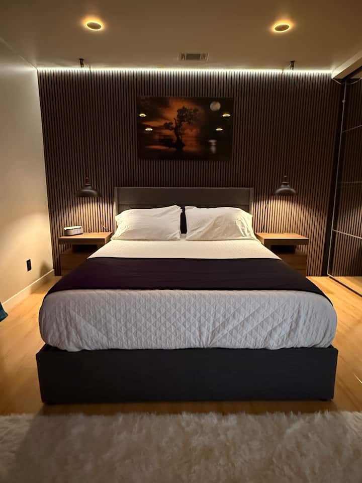 Private Guest House Suite In Upscale Agoura Hills - Agoura Hills, CA