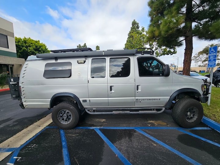 Off-grid Sportsmobile 4x4 | Solar + Outdoor Shower - Oxnard, CA