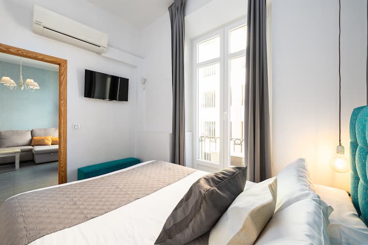 Brightly, Center, Shower, Kitchen, Kitchen - Málaga