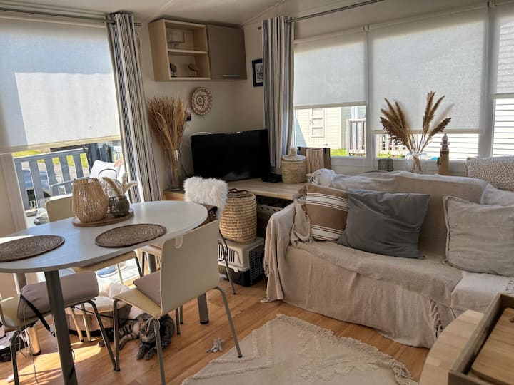 Chalet Met 2 Slaapkamers, Terras In Knokke-heist - Knokke-Heist