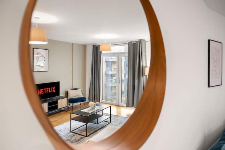 Long-stay | Wembley | Parking & Train | Discounts! - Ealing - London