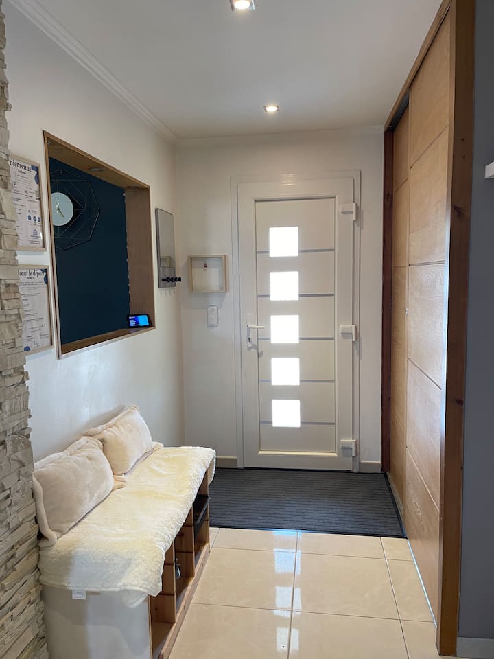 Maison Moderne - 2 Chambres - Montargis
