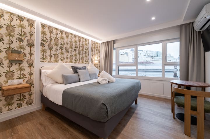 305 — Sb20 Boutique Studios | 1br | 1ba | W/k - Madrid