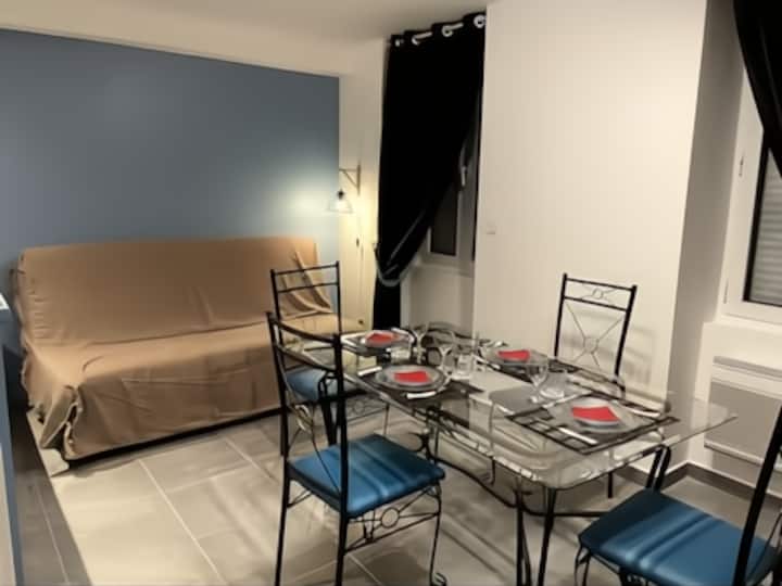 Logement Entier Vierzon, Parking Privé & Wifi - Vierzon