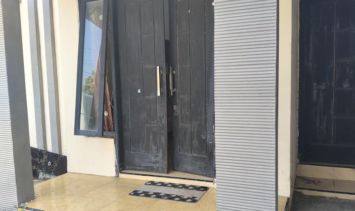 Rumah Mu, Suasana Damai Tenang Di Kota Probolinggo - Probolinggo