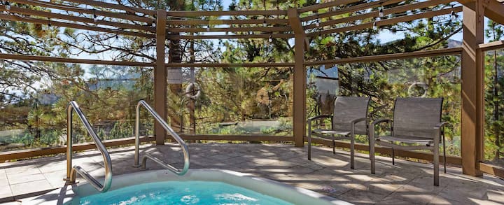 Steps To Ski & Lake Resort Condo W/pool & Hottubs - Genoa, NV