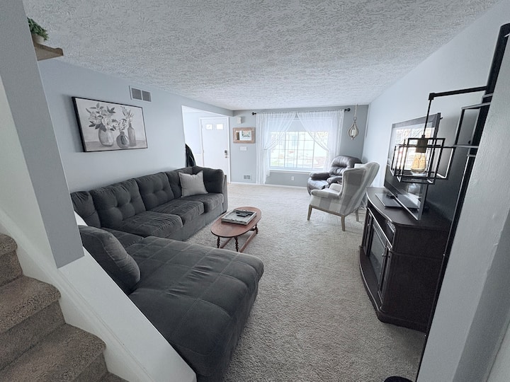 The Green Hideaway - Bergen, NY