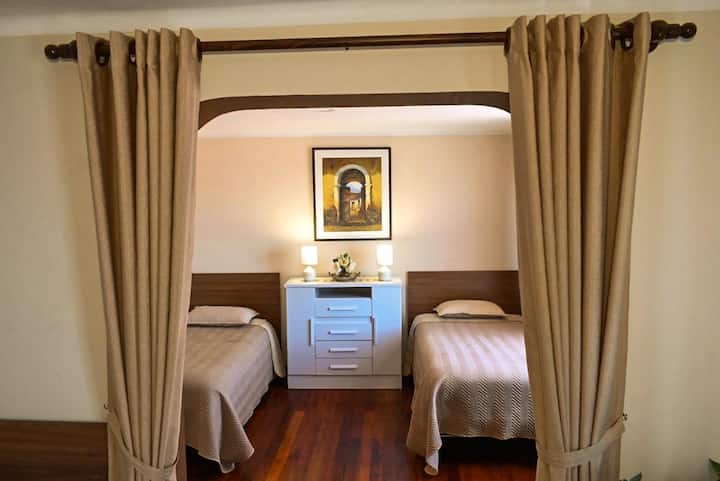 Departamento A
By Edén Royal House - Sucre
