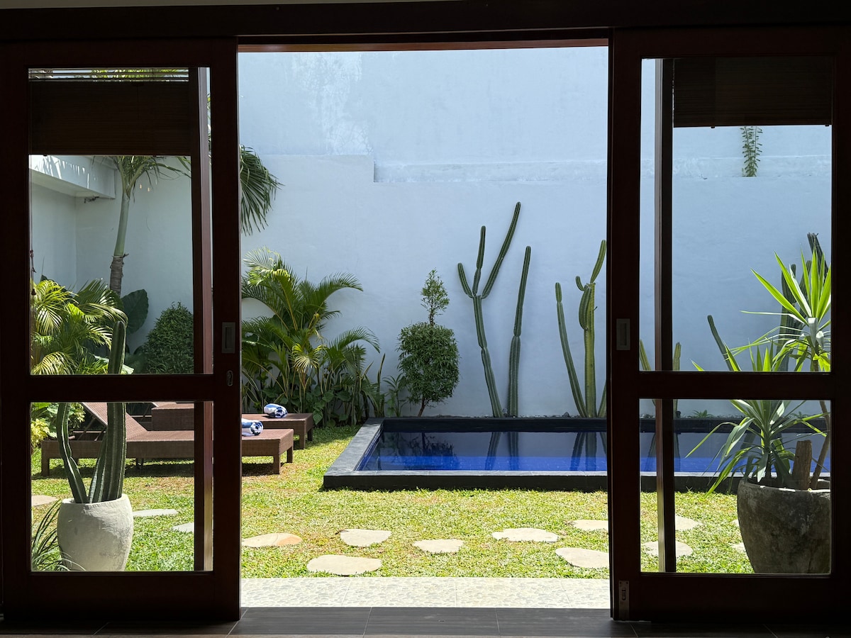 Tranquila y privada | Villa de 2 dormitorios | Piscina y jardín - Casas ...