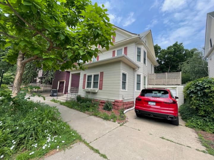 Victorian Charm Home - Minneapolis, MN