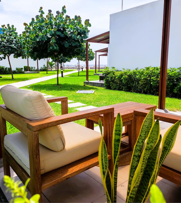 Casa De Playa En Condominio Kannes | Vista Al Mar - Peru