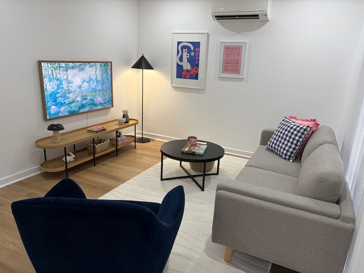 Freshly Renovated 2br Unit | Wifi | Close To Cbd - Prospect