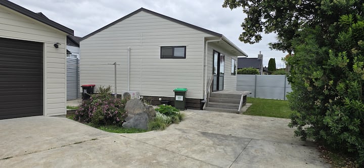 Cozy Clive Cottage - Napier, New Zealand