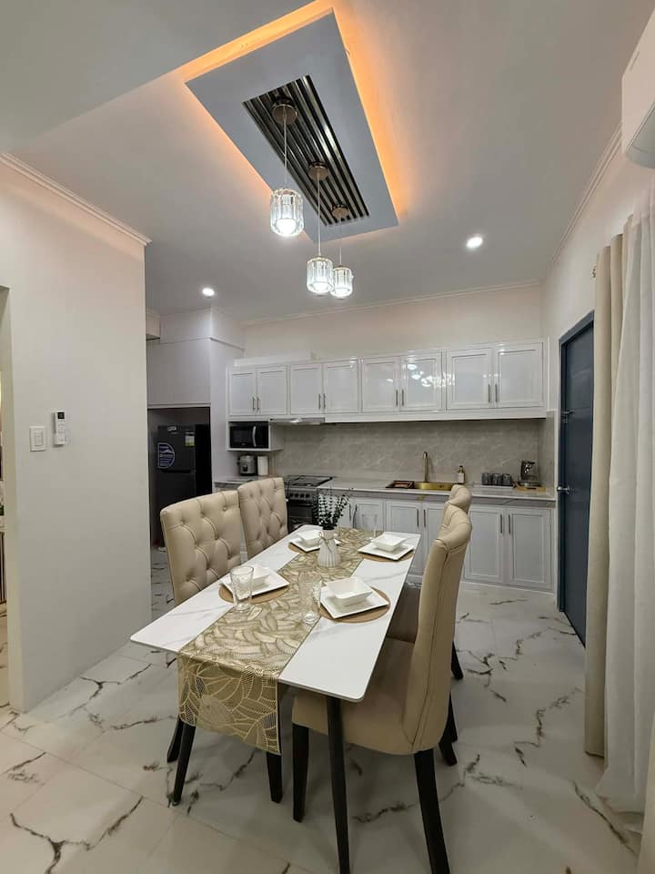 Casa Matheo Cozy Home - Magalang