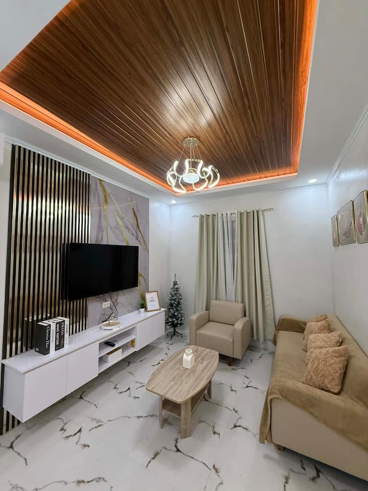 Casa Matheo Cozy Home - Magalang