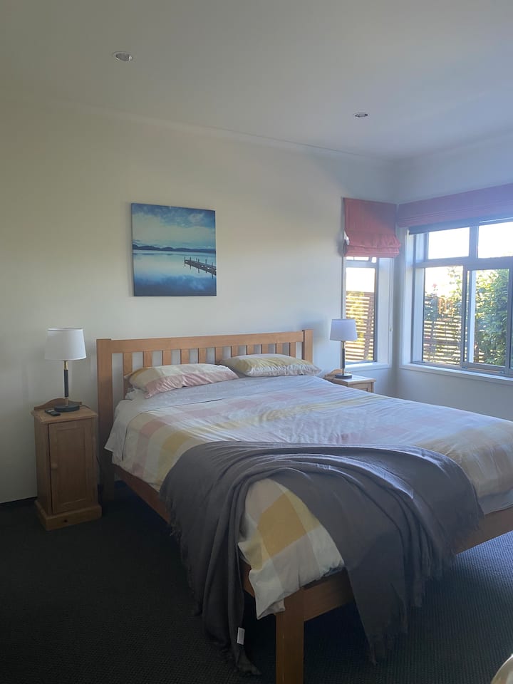 Vineyard View - Renwick