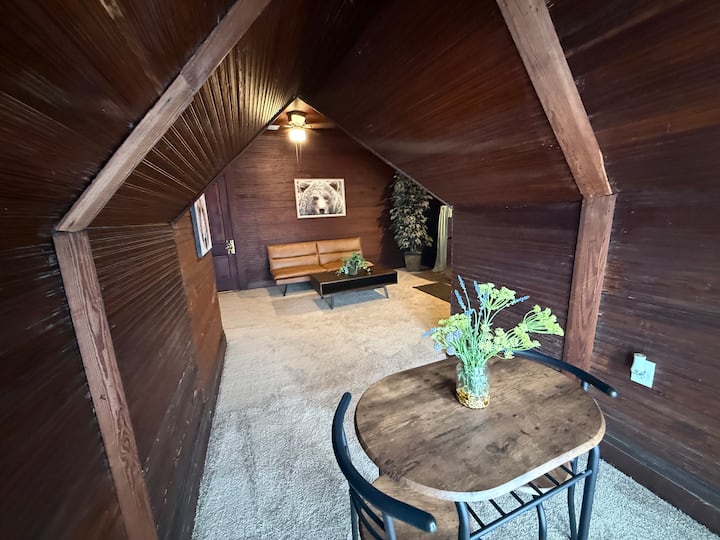 Historic Earp Home | Private Suite Iv - Camden, AR