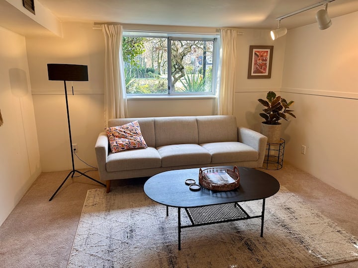 Cozy Kitsilano Suite - Vancouver